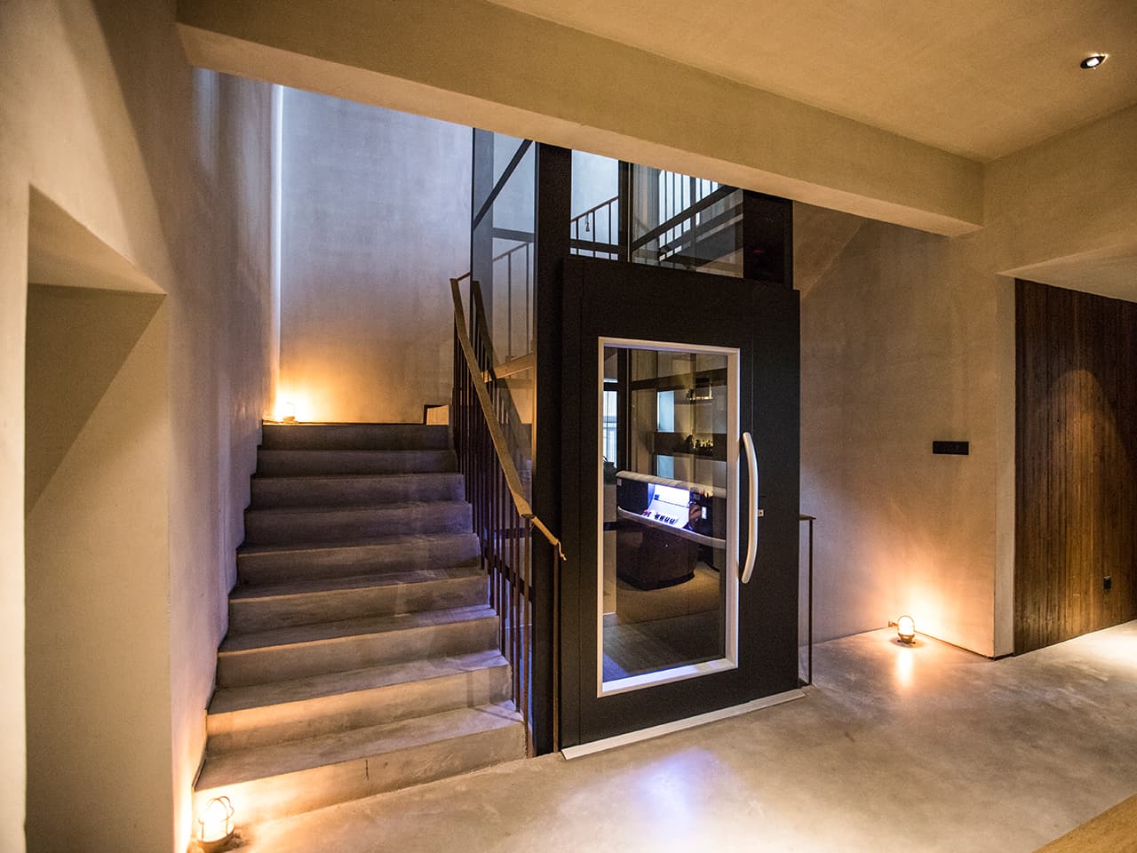 Platform Lift Cibes A5000 - The smart accessibility solution